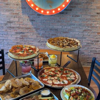 VERO CHICAGO PIZZA - Updated April 2025 - 159 Photos & 77 Reviews ...