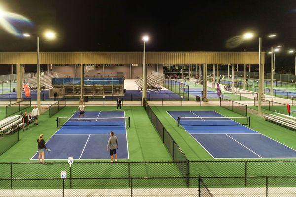 PICTONA AT HOLLY HILL - Updated August 2025 - 15 Photos - 1060 ...