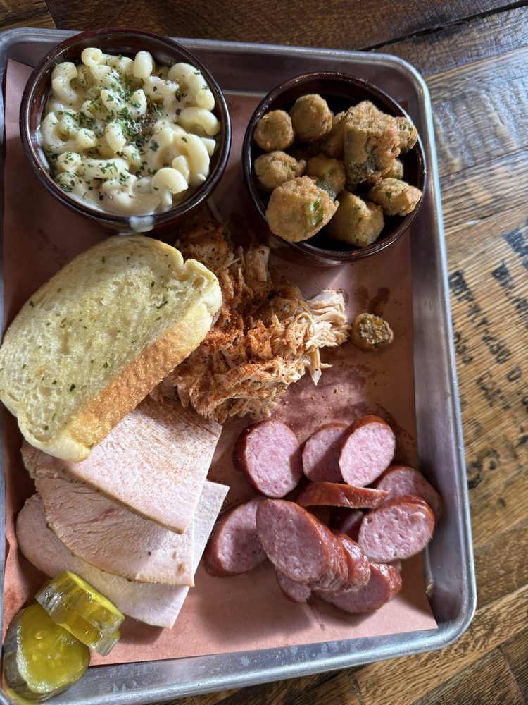 OLE CROW TAVERN - Updated July 2025 - 215 Commerce St, Kingsport ...