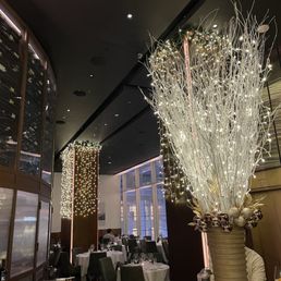 VALBELLA AT THE PARK - Updated July 2025 - 33 Photos & 32 Reviews - 3 ...