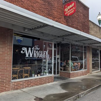 THE WRIGLEY TAPROOM & EATERY - Updated June 2025 - 245 Photos & 254 ...