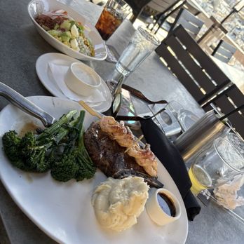 YARD HOUSE - Updated February 2025 - 3489 Photos & 3184 Reviews - 401 ...