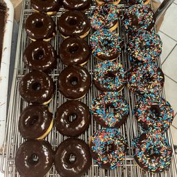 DANNYS DONUT SHOP - Updated July 2025 - 56 Photos & 49 Reviews - 1365 N ...