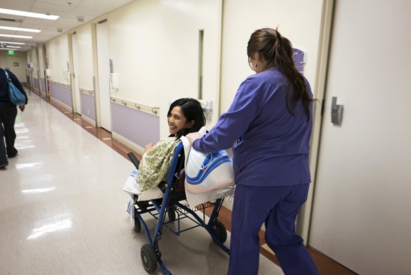 RENOWN REGIONAL MEDICAL CENTER - 170 Photos & 316 Reviews - 1155 Mill ...