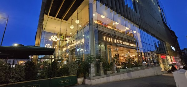 THE IVY ON THE SQUARE EDINBURGH - Updated October 2025 - 127 Photos ...