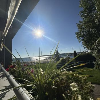 BOATHOUSE RESTAURANT - Updated October 2025 - 440 Photos & 313 Reviews ...