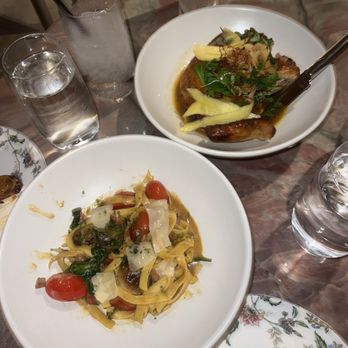 P6 - Updated November 2024 - 698 Photos & 442 Reviews - 111 E Cesar ...