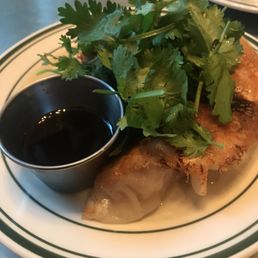 TRAD ROOM - Updated July 2025 - 374 Photos & 214 Reviews - 266 Malcolm ...