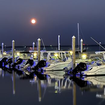 CHELO’S WATERFRONT BAR & GRILLE - Updated January 2026 - 294 Photos ...