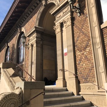 CAHUENGA BRANCH LIBRARY - Updated January 2026 - 25 Photos & 22 Reviews ...