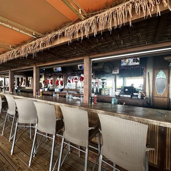 SHUCKERS - Updated March 2025 - 538 Photos & 594 Reviews - 9800 S Ocean ...