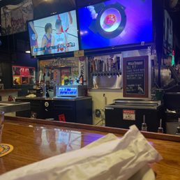 THE GREEN GATOR - Updated December 2025 - 305 Photos & 268 Reviews ...