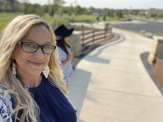 KYMM DOMANGUE - LEVI RODGERS REAL ESTATE GROUP - 10 Photos - Austin ...