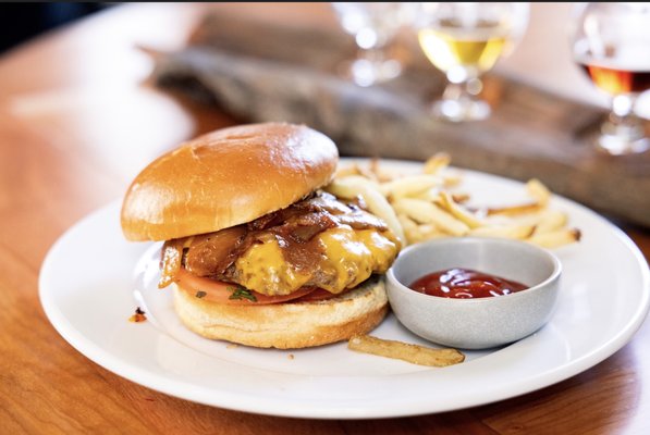 THE HERRINGBONE ON THE WATERFRONT - Updated January 2026 - 100 Photos ...