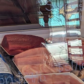 FISH BAR DELI - Updated May 2024 - 246 Photos & 167 Reviews - 4-1380 ...