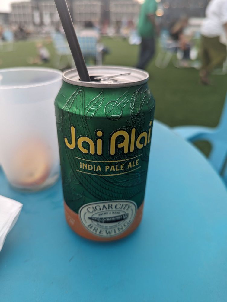 HI-LAWN - Updated July 2024 - 163 Photos & 61 Reviews - 1309 5th St NE ...