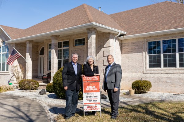 SPRINGFIELD REALTY GROUP OF KELLER WILLIAMS - 1619 E Independence St ...