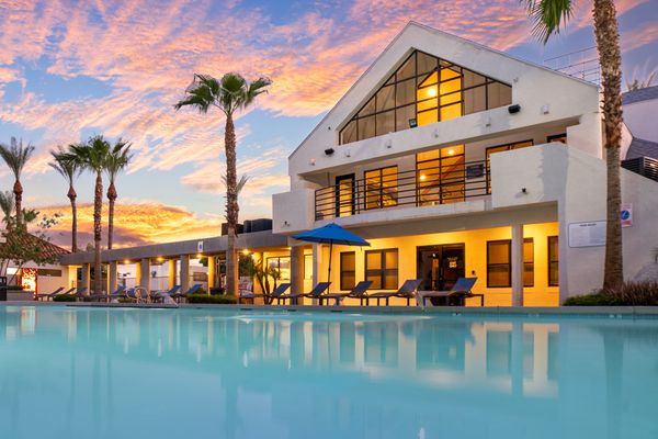 VASEO APARTMENTS - Updated December 2025 - 59 Photos - 16220 N 7th St ...