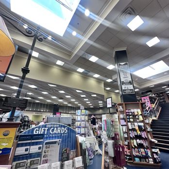 JOSEPH-BETH BOOKSELLERS - Updated December 2025 - 46 Photos & 121 ...