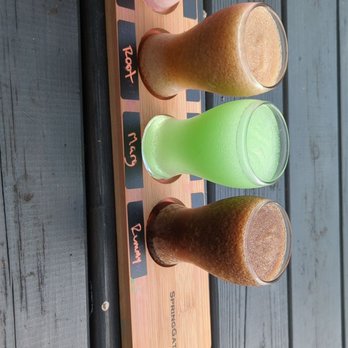 SPRING GATE VINEYARD - Updated October 2025 - 181 Photos & 148 Reviews ...