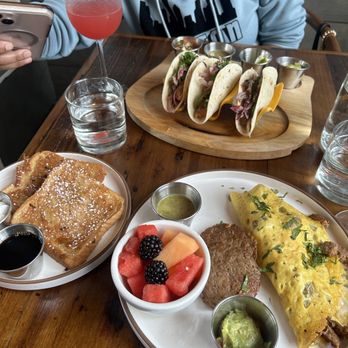 THE GINGER MULE - Updated August 2024 - 495 Photos & 206 Reviews - 449 ...