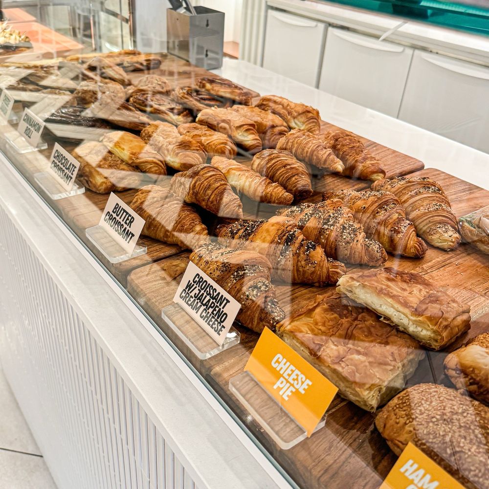 THE OASIS CAFE - Updated October 2025 - 40 Photos & 21 Reviews - 198 ...