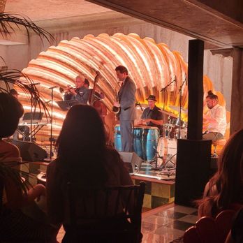 LOU LOUS JUNGLE ROOM AND SUPPER CLUB - Updated July 2024 - 99 Photos ...