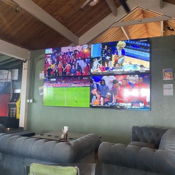 COCO DECK - Updated April 2025 - 206 Photos & 101 Reviews - 1312 Front ...