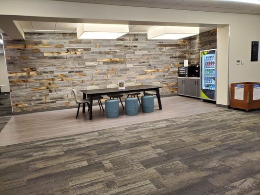 CAROL STREAM PUBLIC LIBRARY - Updated October 2025 - 57 Photos & 15 ...