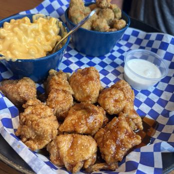 BLUE MOOSE BURGERS & WINGS - Updated January 2026 - 154 Photos & 128 ...