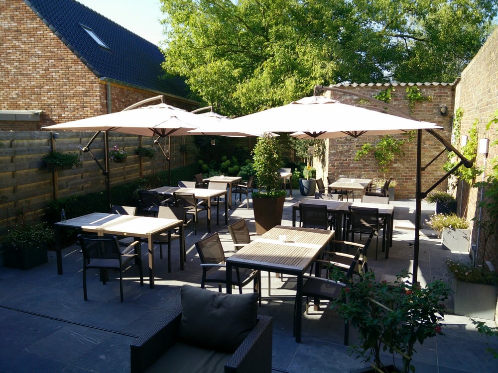 O.POINT - Updated December 2024 - Stationsstraat 30, Loppem, West ...