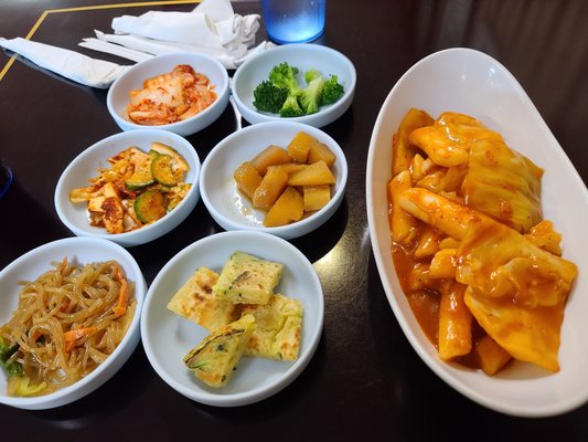 Golden Korean Restaurant - Cheap - Korean - Updated June 2025 - 187 ...