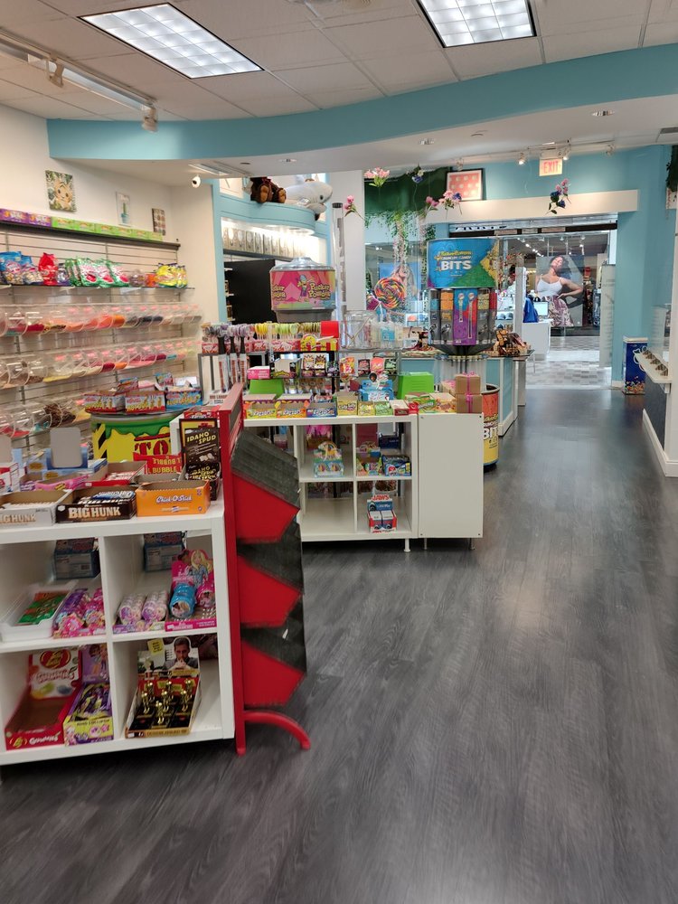 CANDY GRANDY - Updated December 2025 - 18 Photos - 1790 9th St N ...