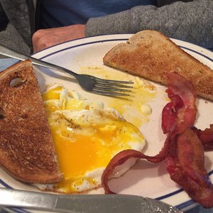 FLAMINGO FAMILY RESTAURANT - 39 Photos & 48 Reviews - 5600 Lincoln Way ...