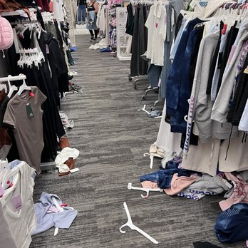 TARGET - Updated December 2025 - 40 Photos & 13 Reviews - 1050 Ridge Rd ...