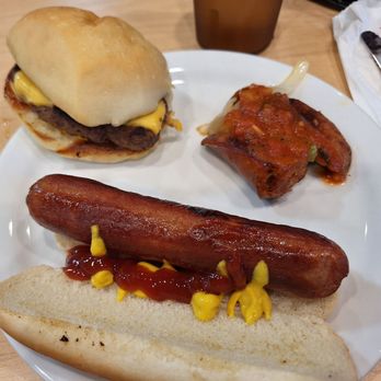 GOLDEN CORRAL BUFFET & GRILL - Updated January 2026 - 14 Photos - 5006 ...