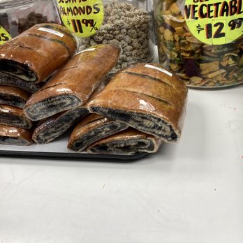 TAVLIN MARKET - Updated December 2025 - 68 Photos & 102 Reviews - 2828 ...