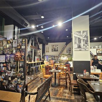 LUDI’S RESTAURANT & LOUNGE - Updated April 2025 - 1292 Photos & 519 ...