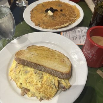 CAFE THIS WAY - Updated July 2024 - 854 Photos & 1011 Reviews - 14 Mt ...