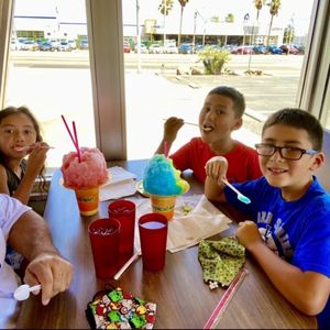 TROPIC HAWAIIAN SHAVE ICE - 23 Photos & 21 Reviews - 5225 N Blackstone ...