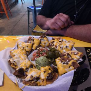 EXECUTIVE SURF CLUB - 286 Photos & 487 Reviews - 306 N Chaparral ...