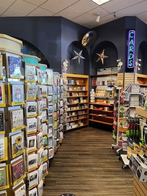 CHANGING HANDS BOOKSTORE - Updated June 2026 - 226 Photos & 426 Reviews ...