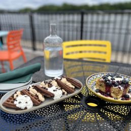 TATE’S - Updated January 2026 - 164 Photos & 96 Reviews - 80 Harbor Dr ...