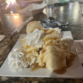 OMG BURGERS & BREW - 257 Photos & 307 Reviews - 241 S Main St ...