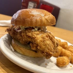 SNOW PEA RESTAURANT - Updated December 2024 - 119 N Robinson Ave ...