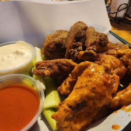 SCOREBOARD SPORTS TAVERN - Updated November 2025 - 25 Photos & 88 ...