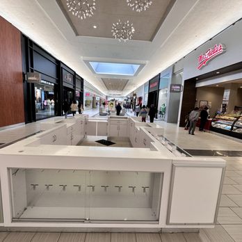 SERRAMONTE CENTER - Updated June 2025 - 418 Photos & 285 Reviews - 3 ...