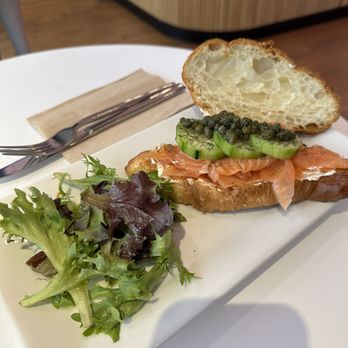 MADAME BONTE CAFE - Updated October 2025 - 66 Photos & 21 Reviews - 205 ...