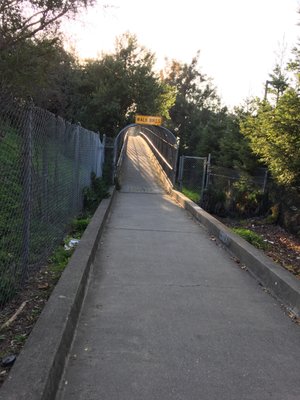 OREGON EXPRESSWAY/EMBARCADERO ROAD OVERCROSSING - Updated December 2025 ...