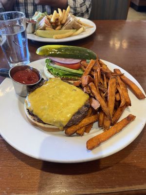 RIDGEVIEW GRILL - Updated December 2024 - 73 Photos & 113 Reviews - 827 ...
